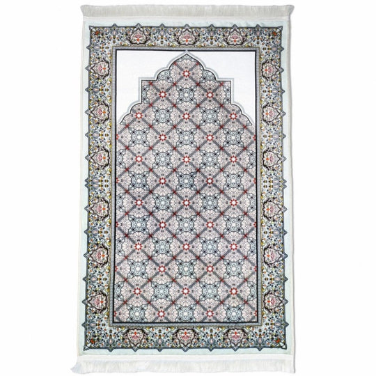 Muslim Prayer Rug and Islamic Prayer Mat for Daily Worship