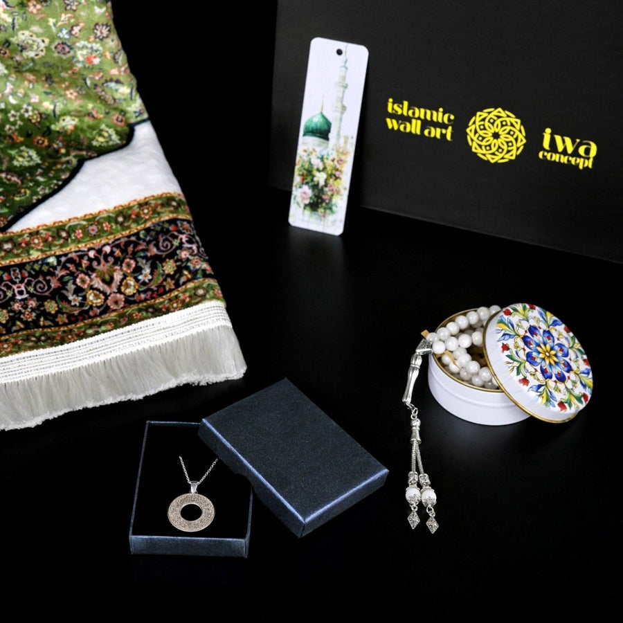 Ramadan Gift Sets & Islamic Gift Boxes | Prayer Rugs & Jewelry